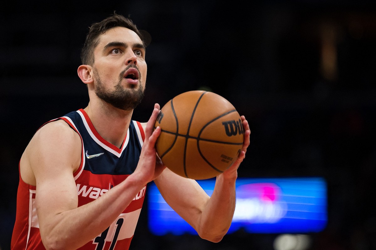 Basketbalista Krejčí předvedl další povedený výkon, Satoranský dobře ...