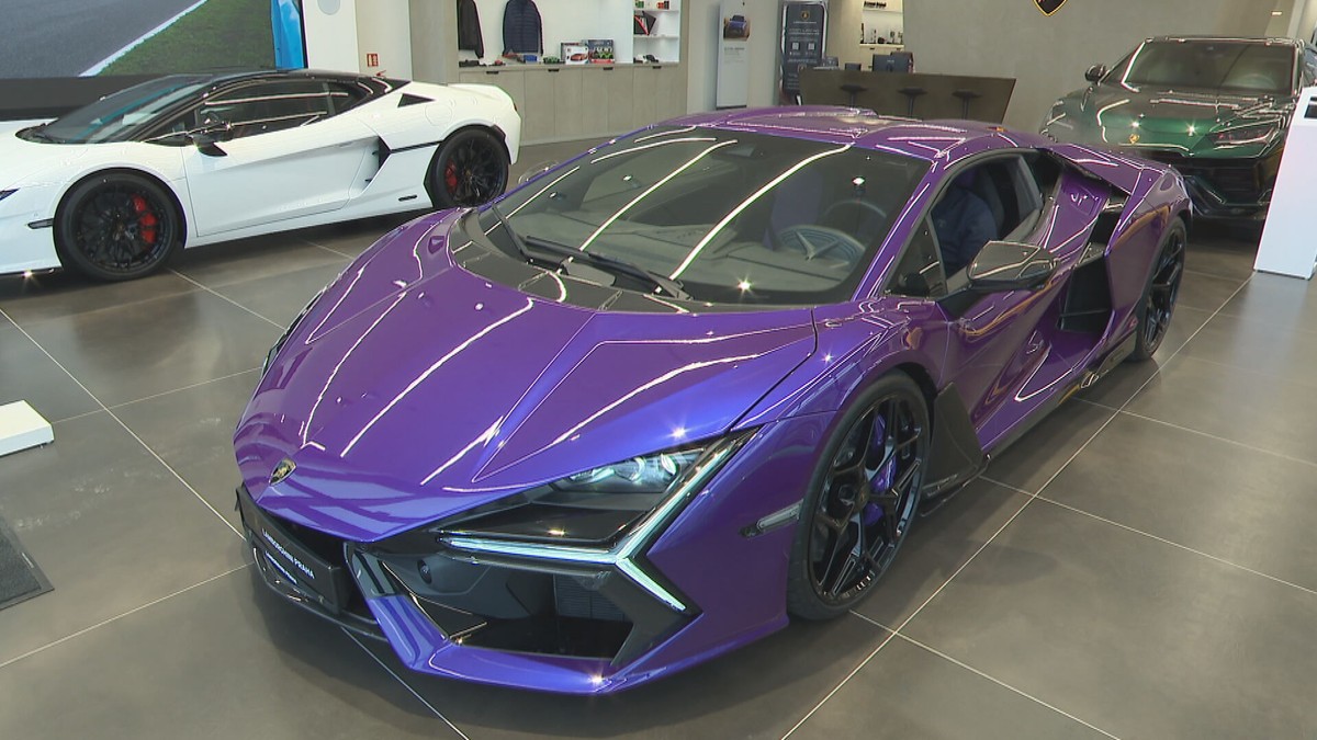 Češi si kupují stále více luxusních aut. Nejpopulárnější je ale pořád ...