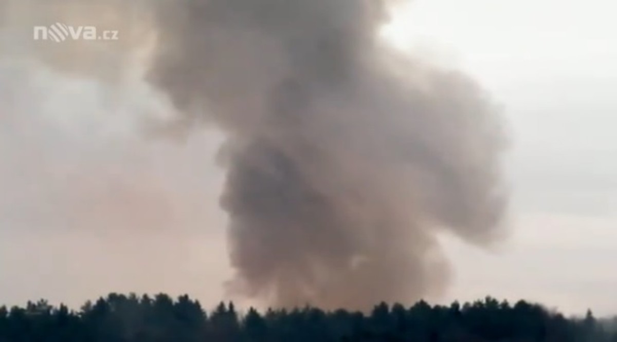 Další detonace! Evakuace se opakuje, okruh se rozšíří! Jde o život! | TN.cz