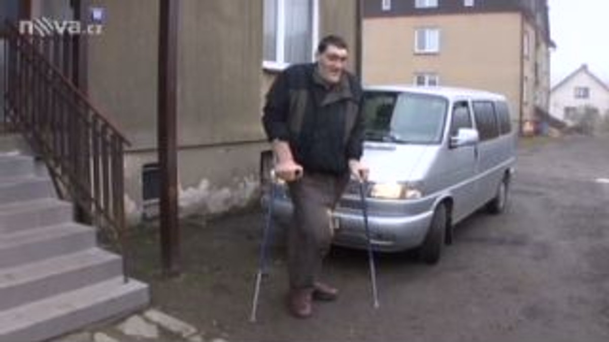 Nejvyšší Čech bude asi naboso. Nemůže sehnat nové boty | TN.cz