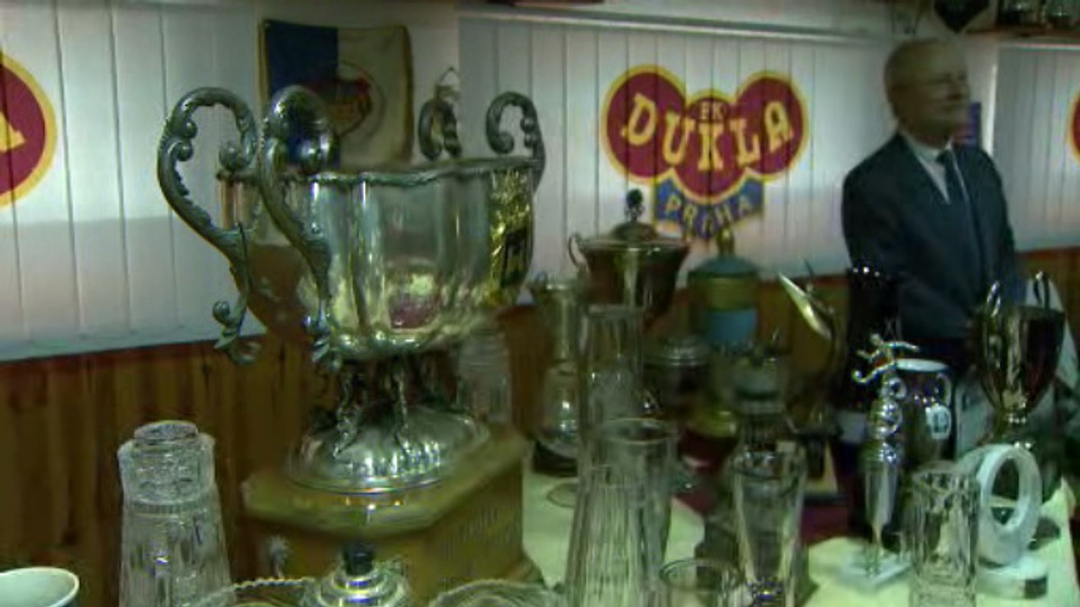 Dukla Praha slavila 65 let, nechyběl legendární Josef Masopust | TN.cz