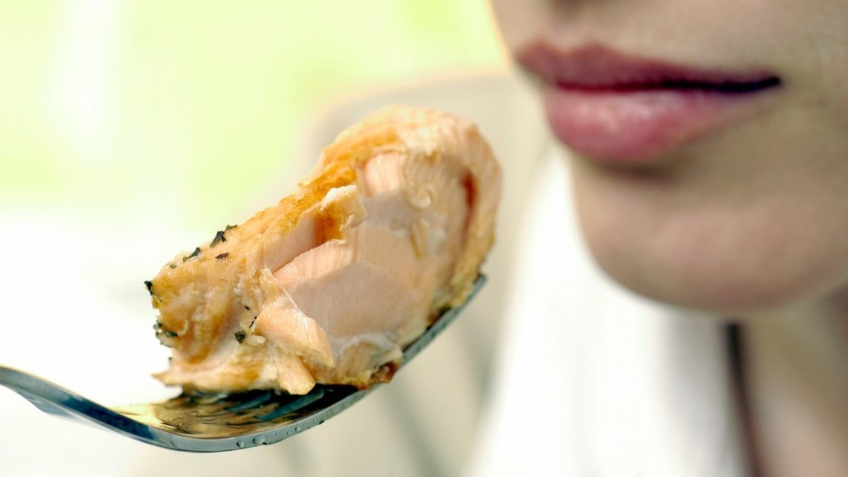 Žena snědla rybu oblíbenou i v Česku. Amputovali jí všechny končetiny ...