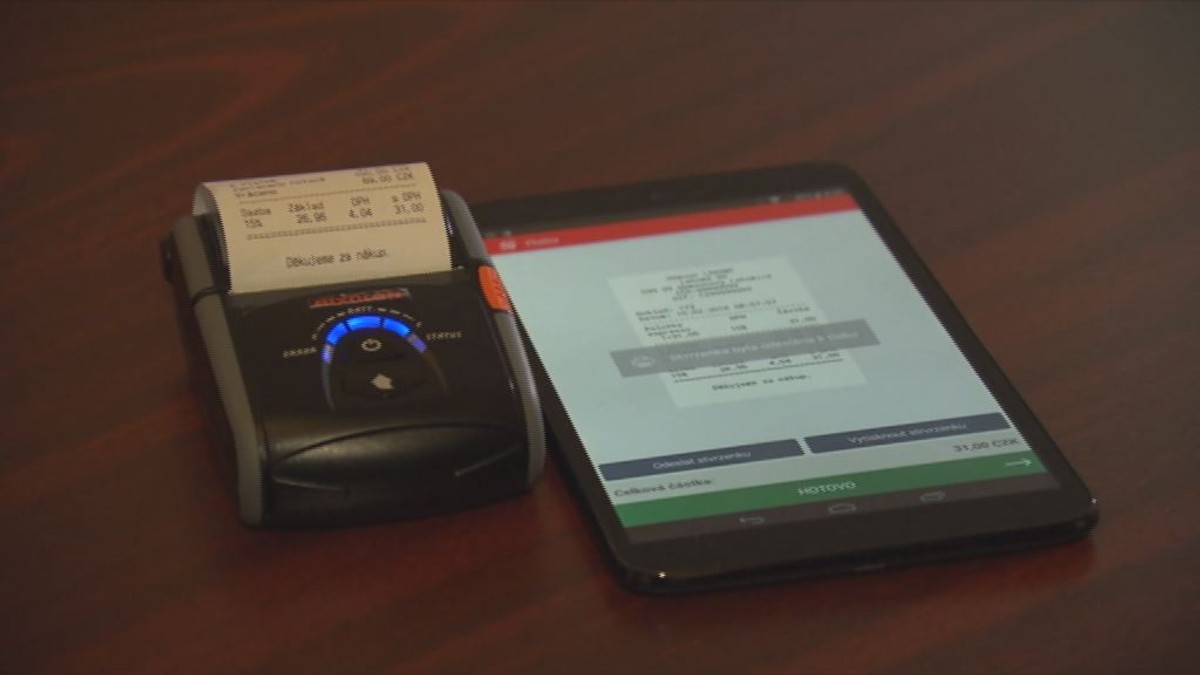 První den se do EET přihlásilo 500 podnikatelů, prozradil Babiš | TN.cz