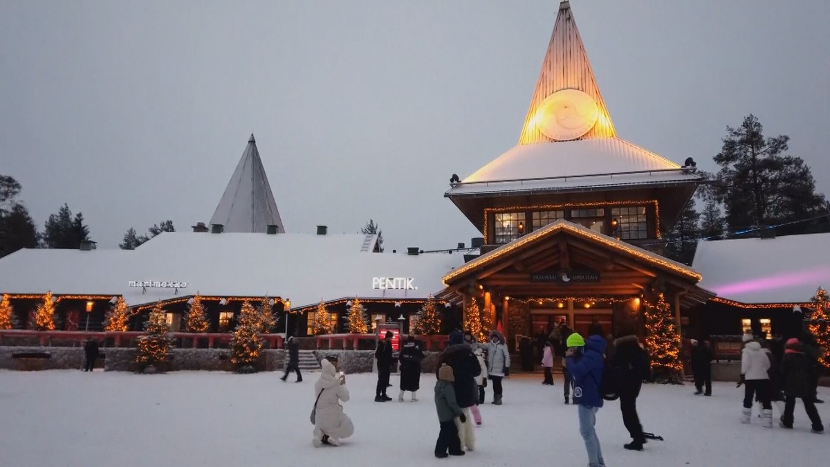 Finsko ničí obří zájem turistů. Santova vesnička praská ve švech | TN.cz