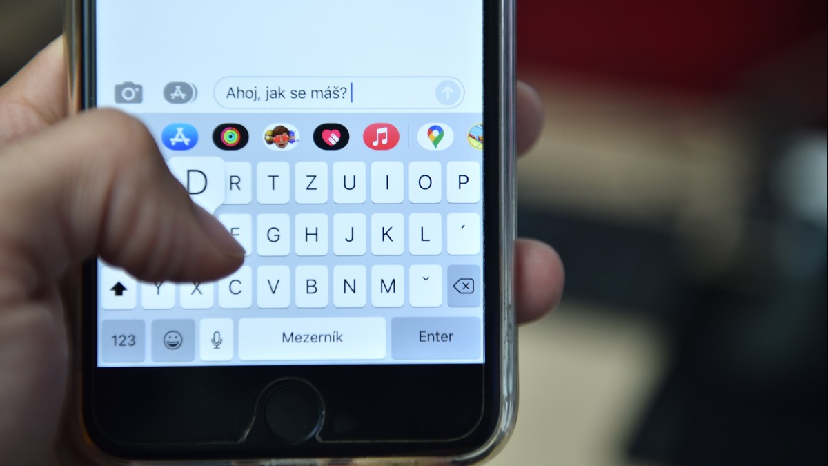 Jak jednodušeji psát zprávy na telefonu? Tento trik vám k tomu pomůže ...