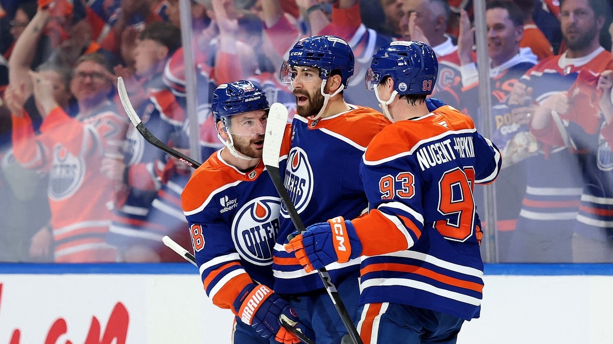 Finále NHL bude stejné jako loni. Floridu v boji o Stanley Cup doplnil ...