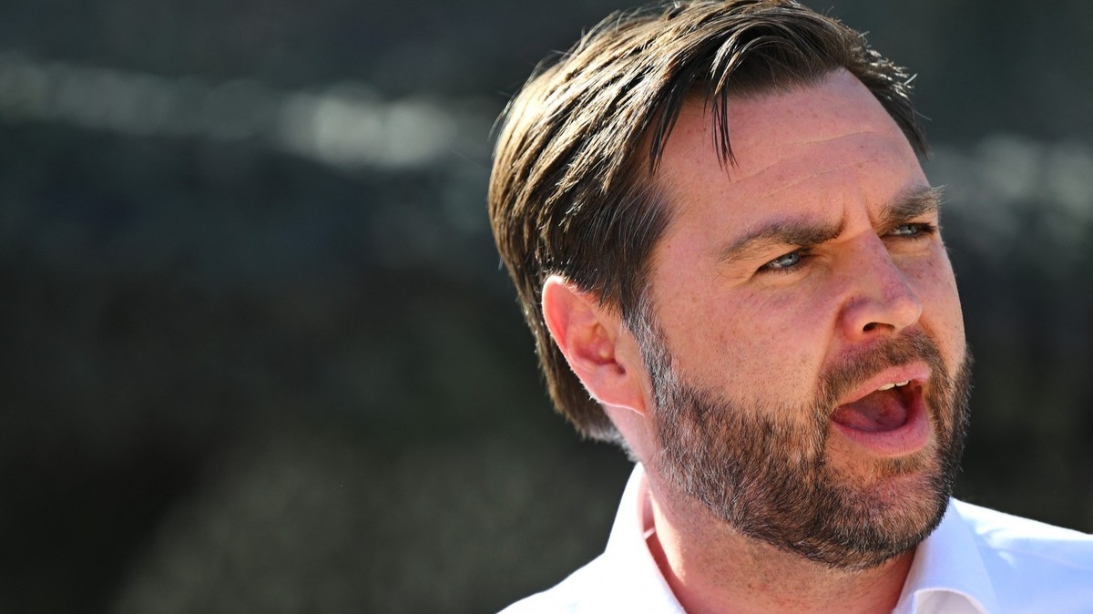 Vance znovu vypískali. Tentokrát na něj lidé bučeli na koncertě vážné ...