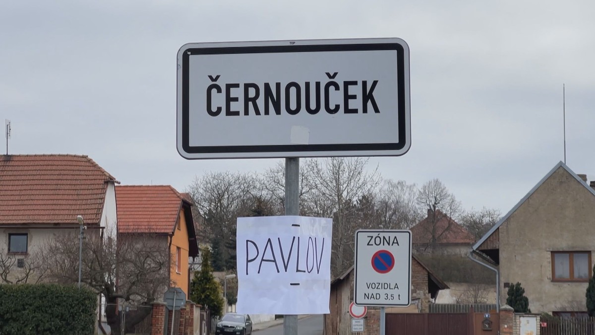 Pavel zatím zůstane bydlet v Černoučku. Je to super chlap, říkají o něm sousedé | TN.cz
