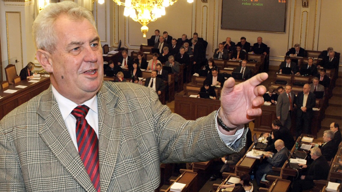 Miloš Zeman na Hrad, burcují Zemanovci a začínají sbírat podpisy ...