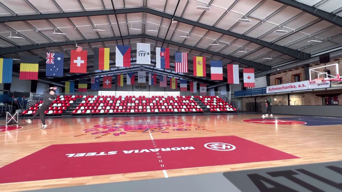 Hustá trefa z dálky i týmová akce. Zapojte se do soutěže a jeďte na NBA ...