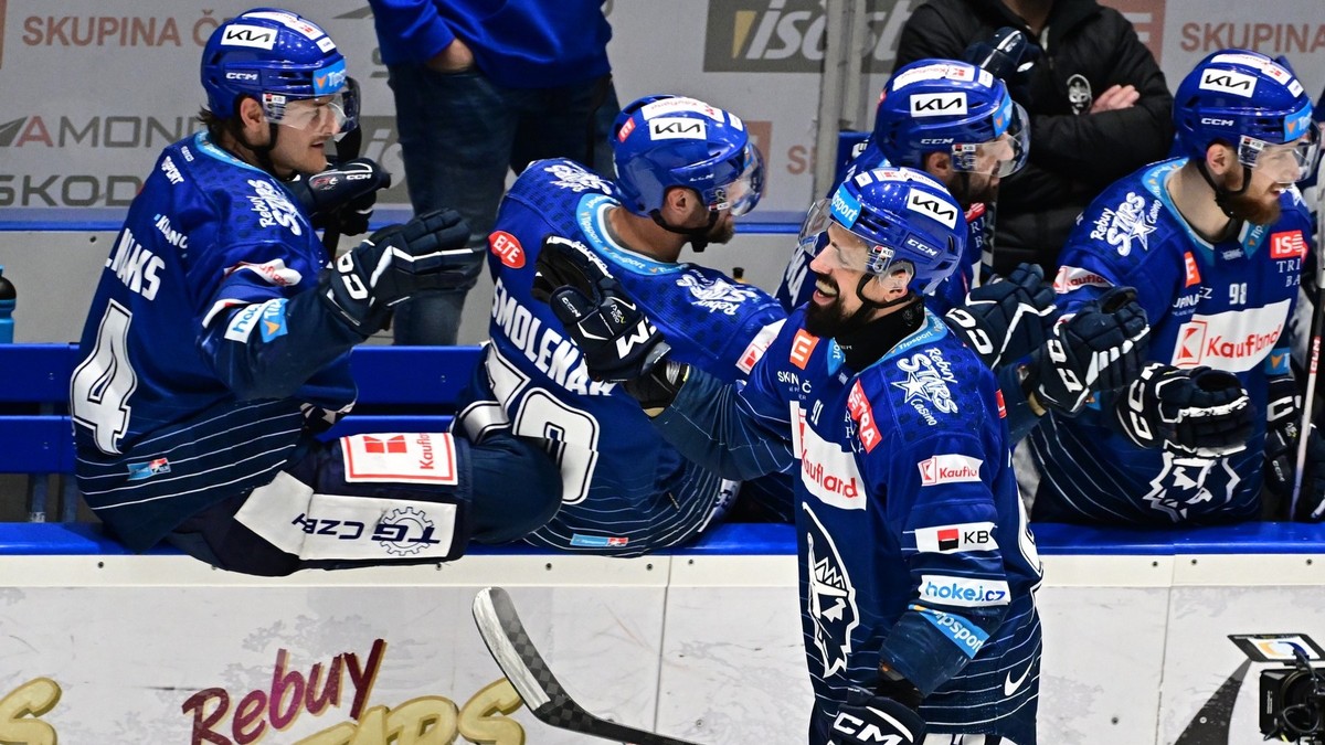 Kladno v extázi. Tři sekundy před koncem rozhodli Rytíři v oslabení o ...