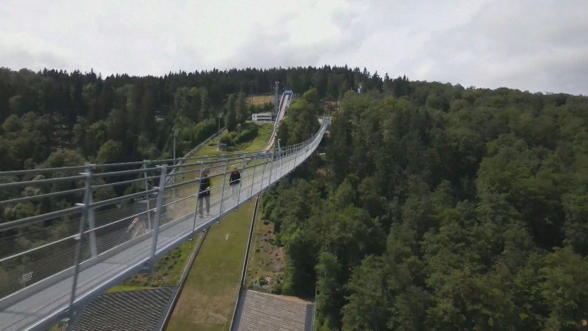 V Německu otevřeli jeden z nejdelších visutých mostů na světě | TN.cz