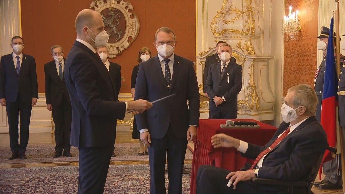 Prezident jmenoval předsedu Nejvyššího správního soudu | TN.cz
