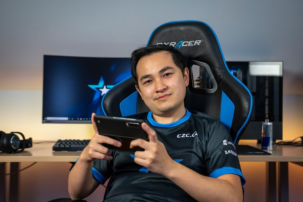 Youtuber Pepis: V Evropě se hraje na počítači, v Asii jedou mobilní hry ...