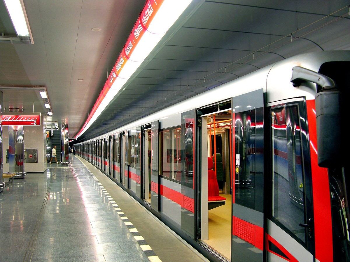 V Praze chtějí novou linku metra! Obkroužila by centrum. PLÁNY | TN.cz