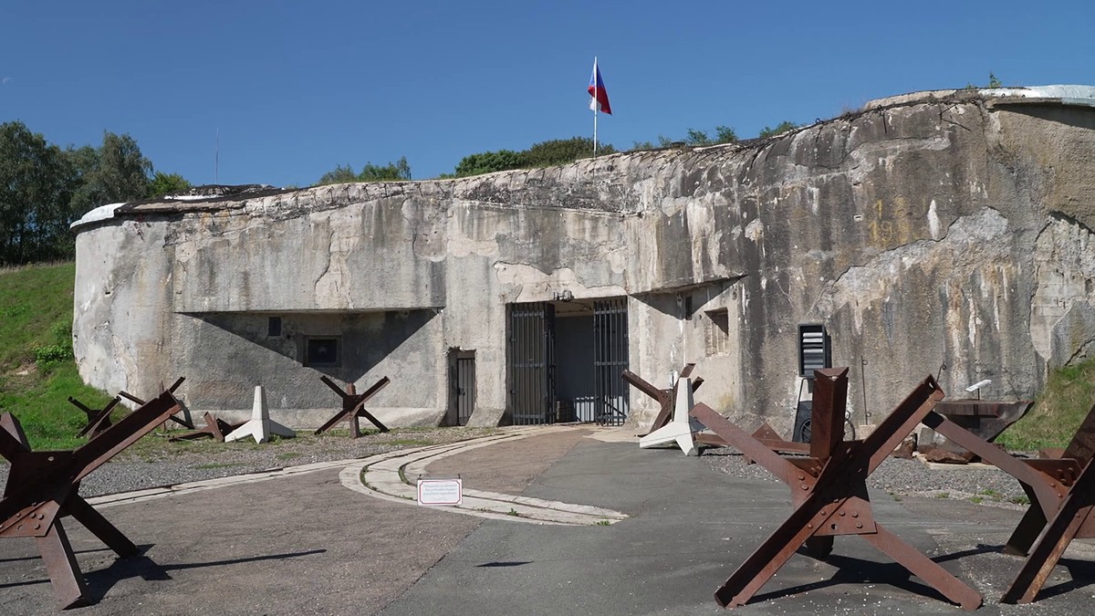 Sraz fanoušků vojenské historie: Pohraniční pevnosti otevřely svá tajná ...