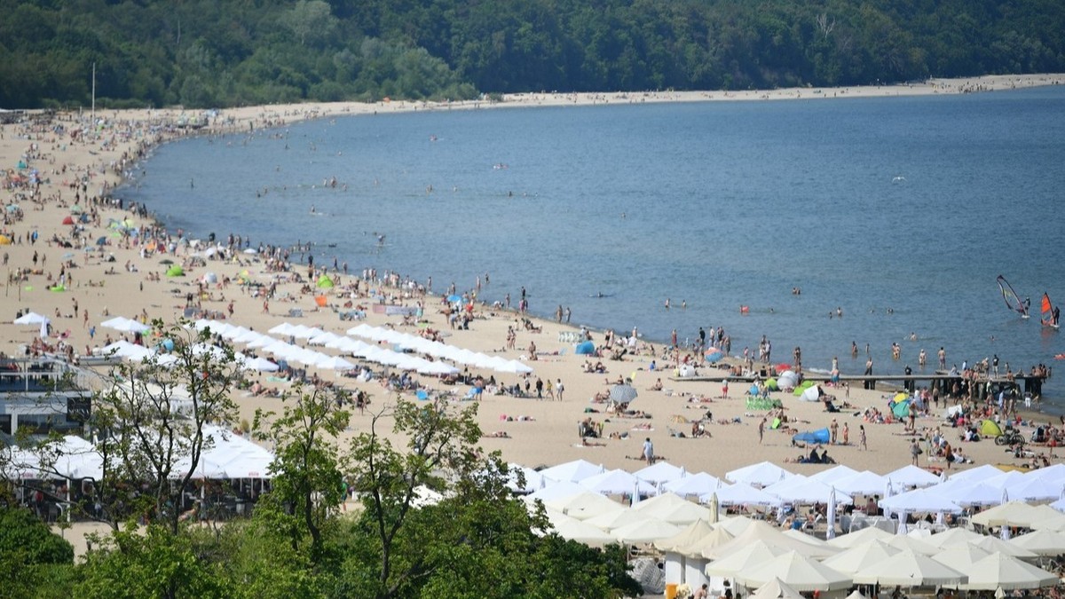 Letní relax u Baltu může vyjít draho. Na polských plážích platí přísná pravidla | TN.cz