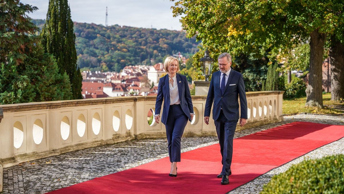 Speciální vysílání TN Live: Summit EU v Praze (část 1) | TN.cz