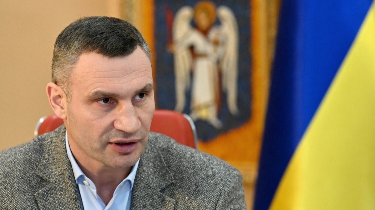 Kyjevský starosta Vitalij Kličko poprvé od začátku války vycestoval ...