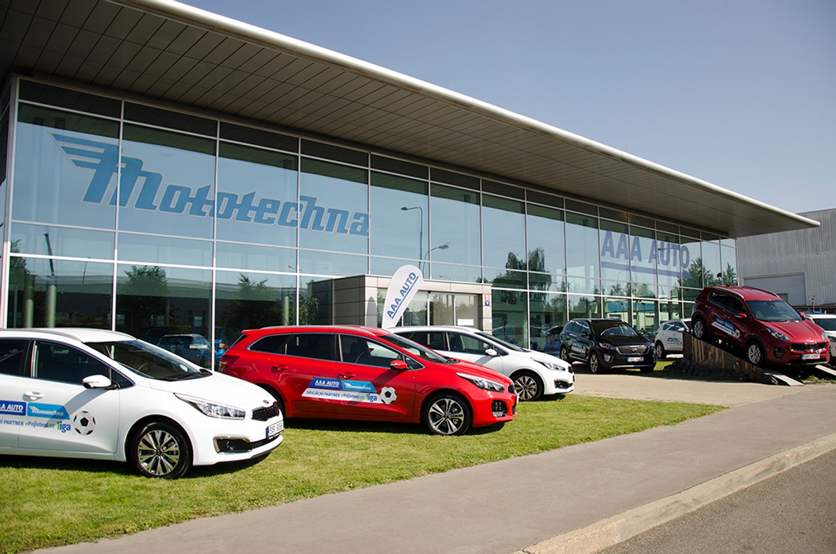 AAA AUTO poskytne české nejvyšší fotbalové soutěži 105 vozů v hodnotě ...