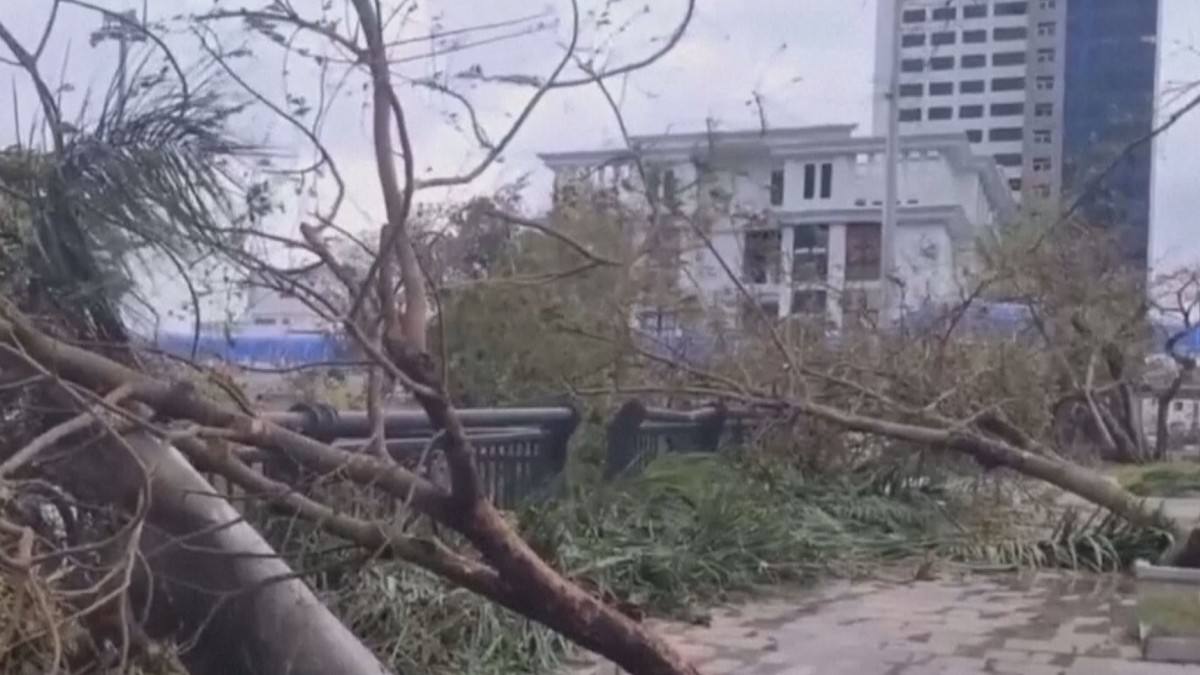 Tajfun Yagi si ve Vietnamu vyžádal nejméně 21 obětí a desítky zraněných ...
