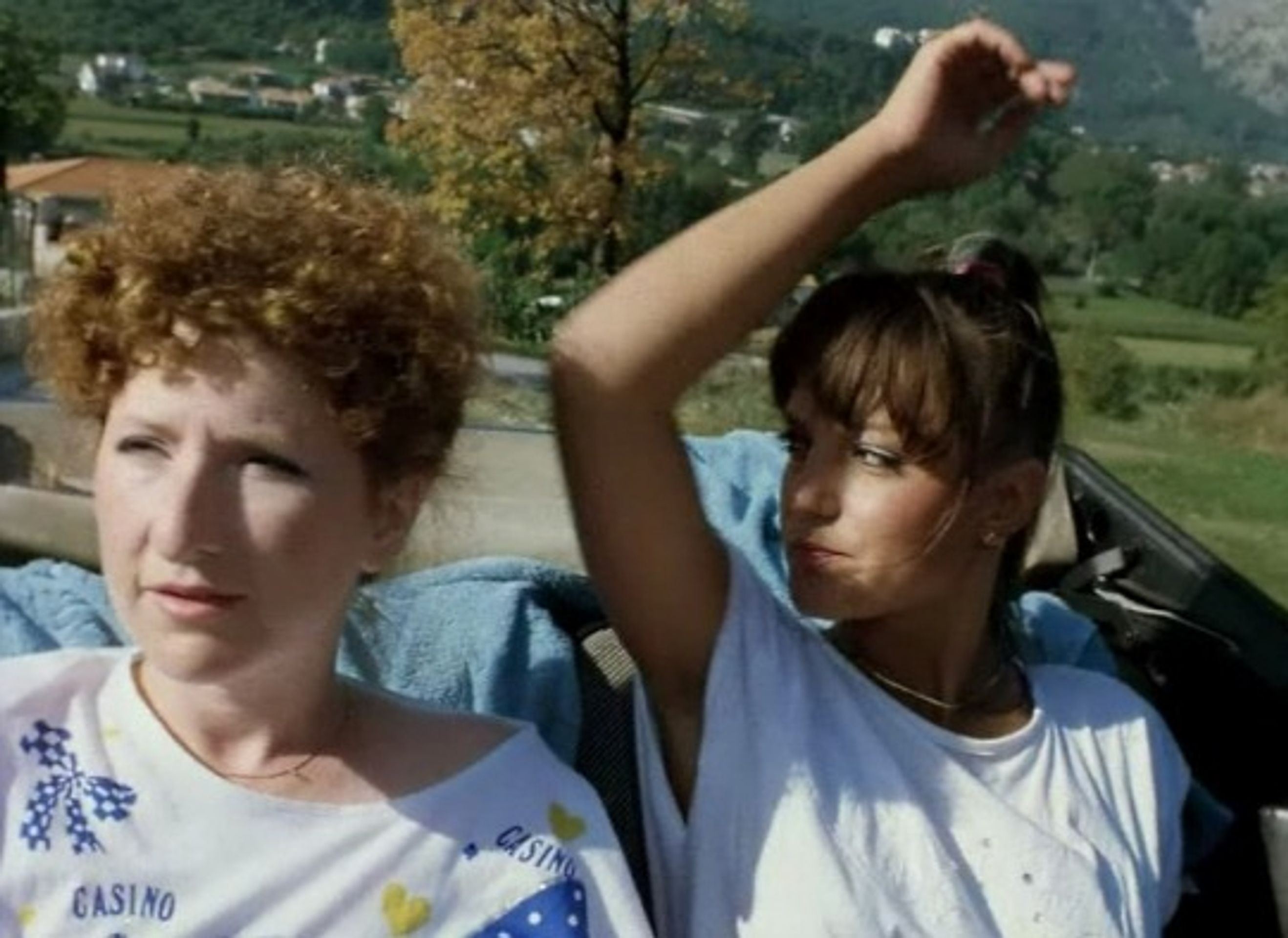 Slunce, seno, erotika | Galerie: Miluna ve filmu Slunce seno erotika ...