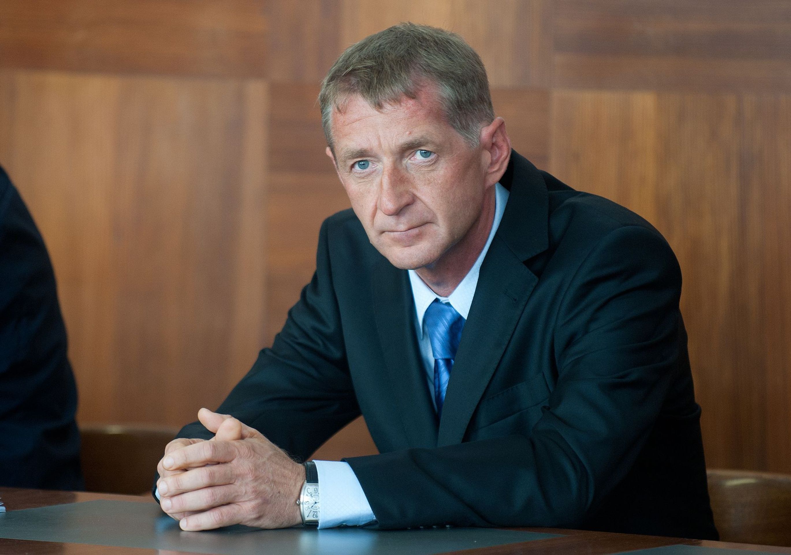 Roman Janoušek u Vrchního soudu v Praze - 7 | Galerie: GALERIE ...