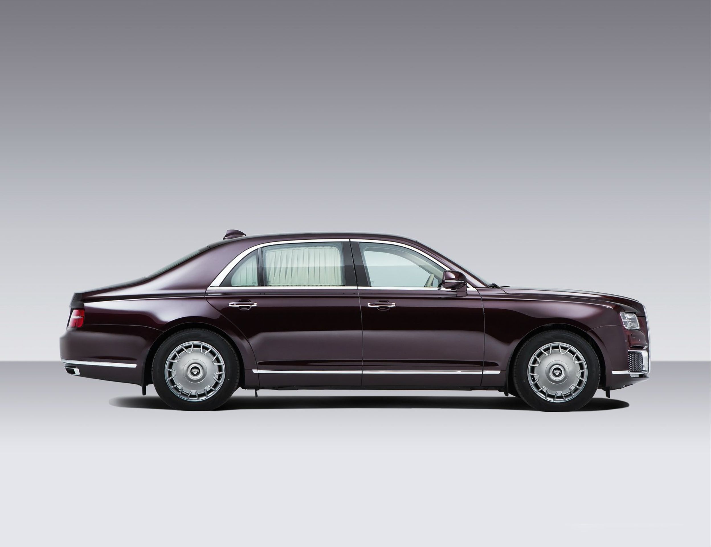Ruský luxus - limuzína a sedan Aurus - 28 | Galerie: Fotogalerie: Luxusní ruská monstra Aurus ...