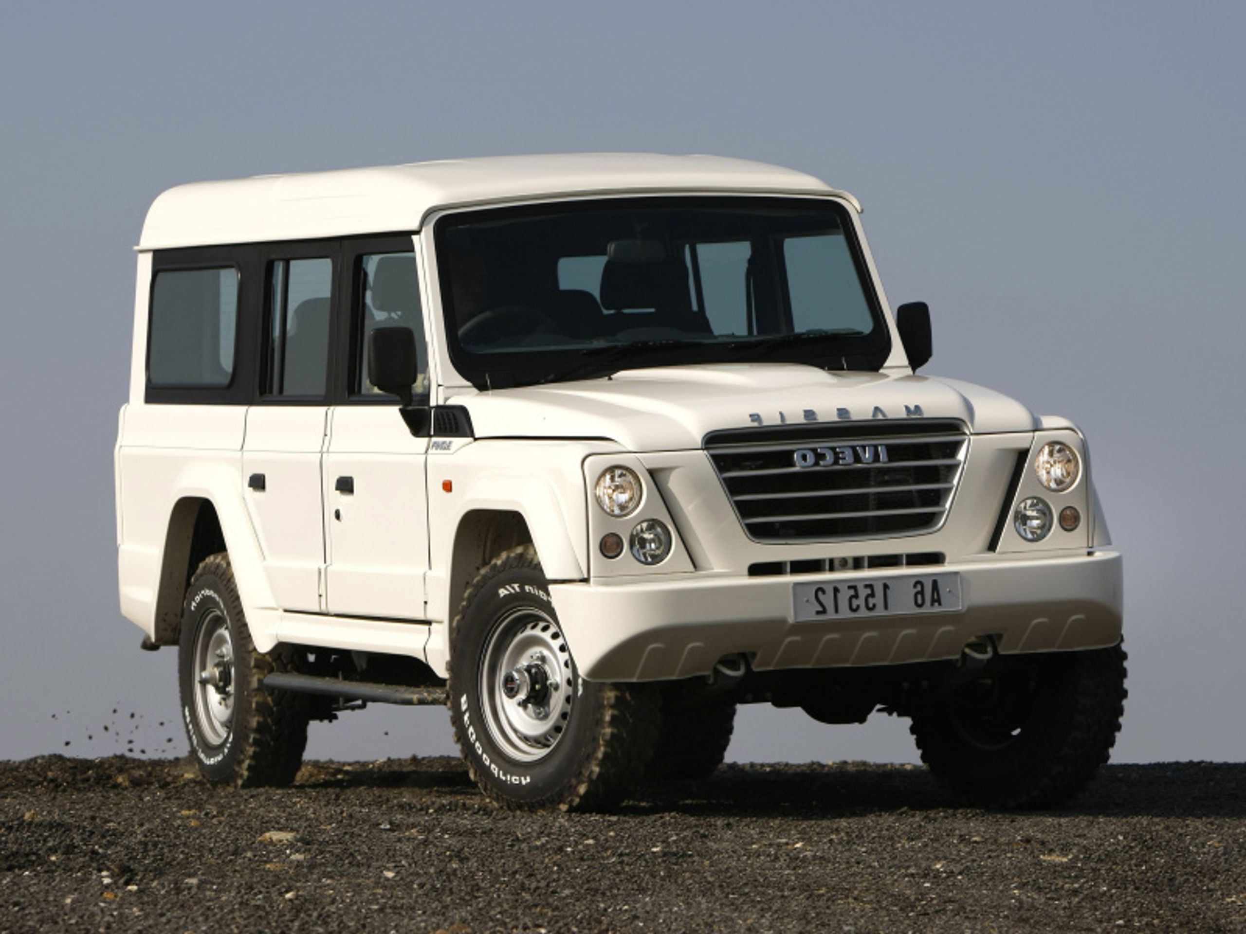 Iveco | Galerie: GALERIE Iveco Massif | TN.cz