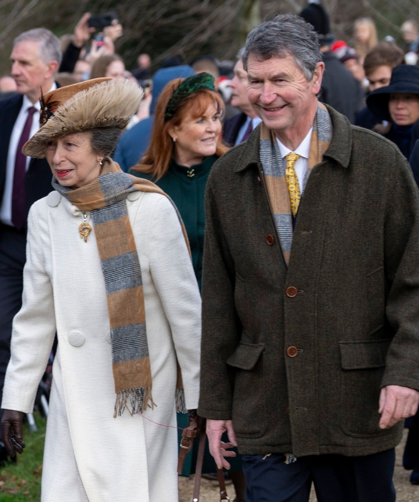 Královská rodina na tradiční vánoční bohoslužbě | Galerie: Britská ...