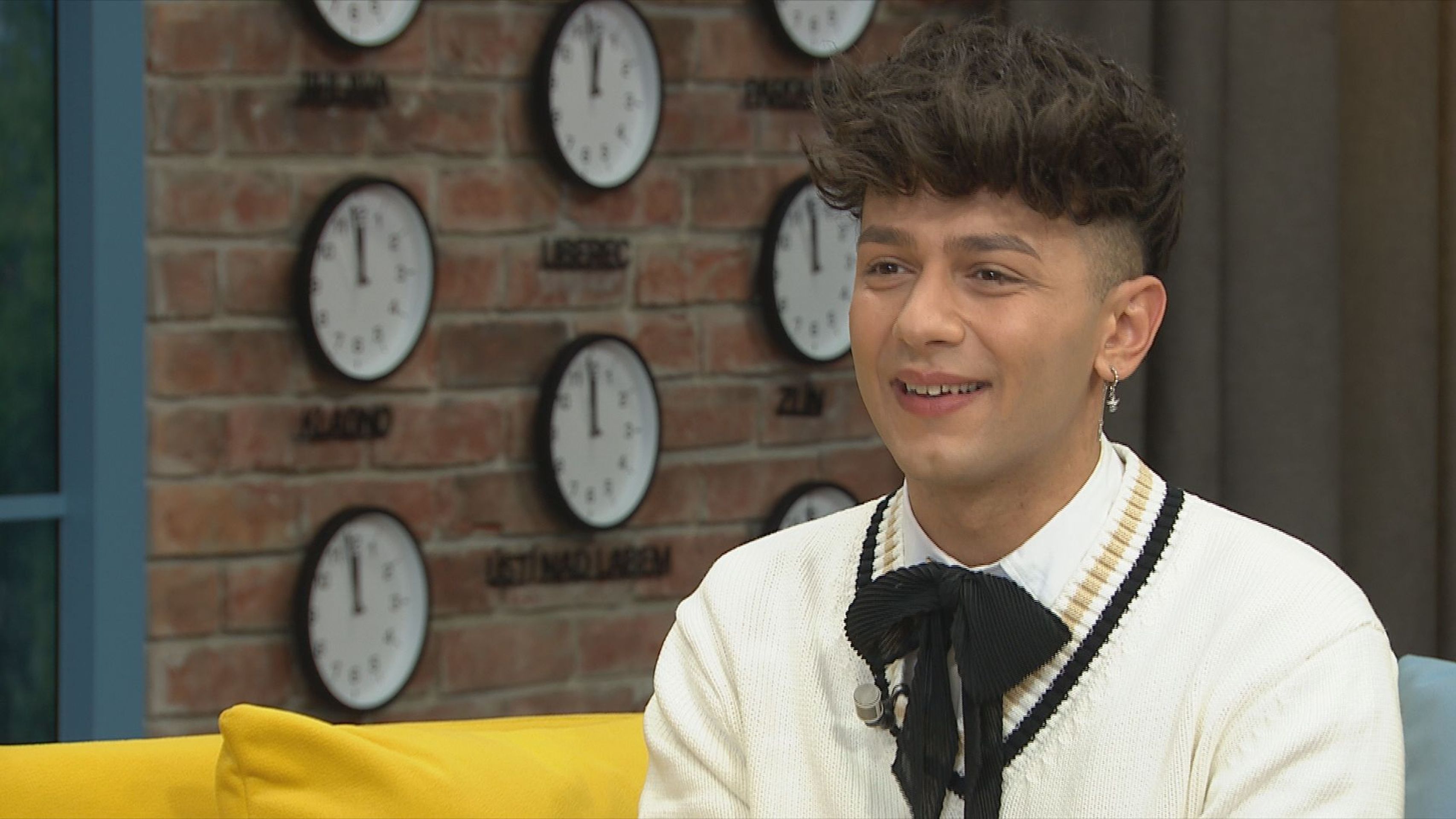 Zpěvák Jan Bendig ve Snídani | Galerie: Jan Bending & Rytmus | TN.cz