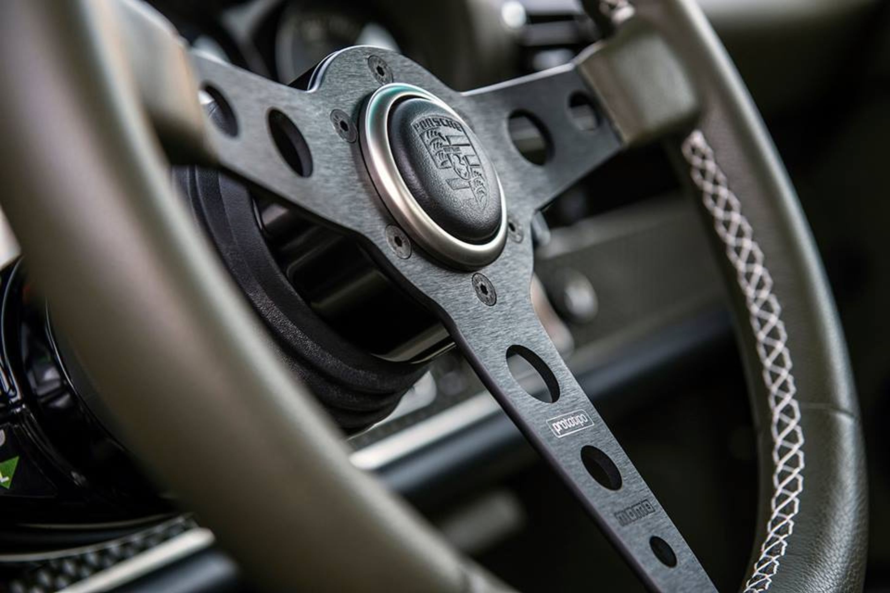 singer - 75 | Galerie: GALERIE: Singer 911 | TN.cz