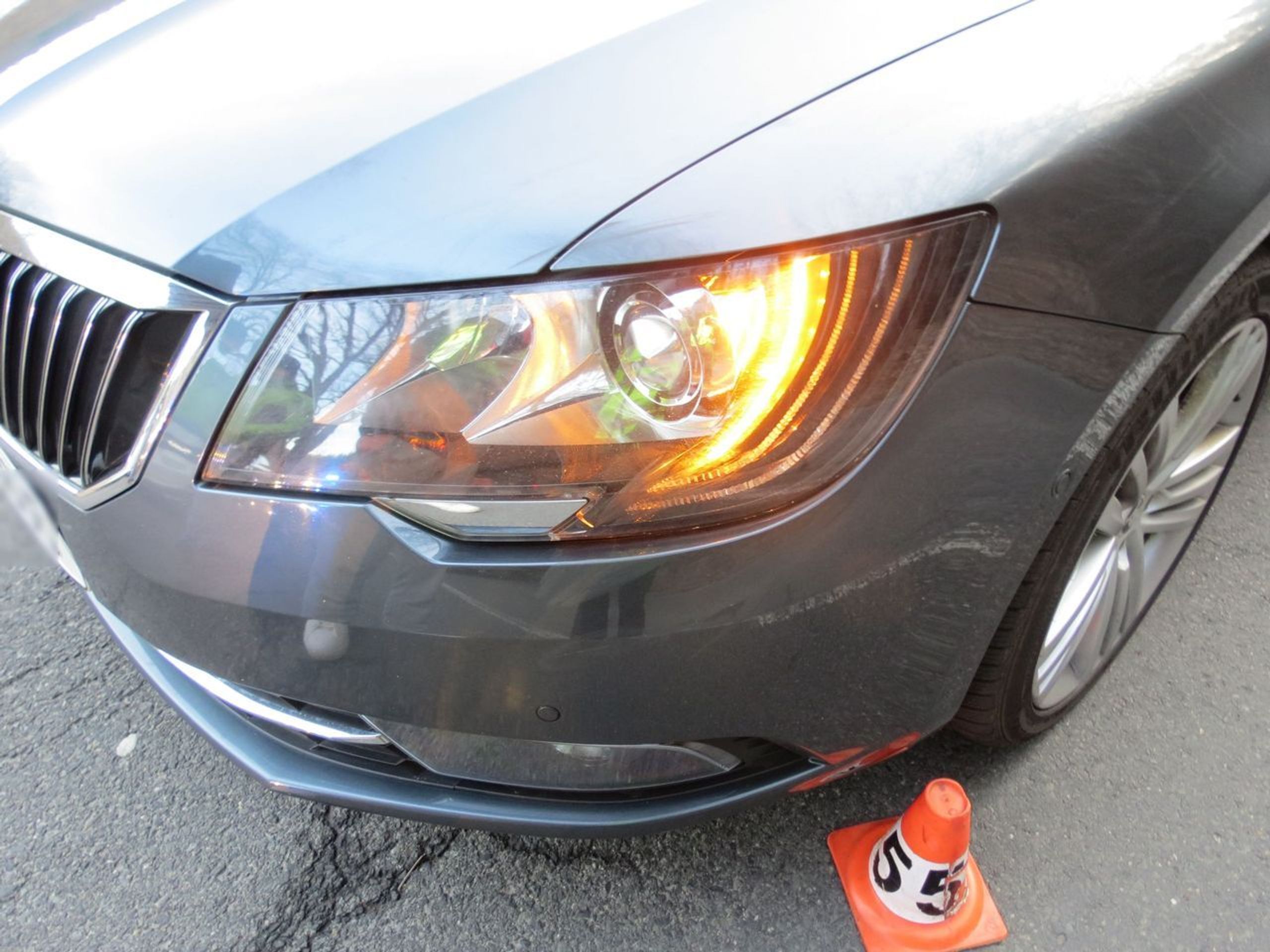 Dopravní nehoda mezi Jindřichovem a Potůčníkem - 5 | Galerie: GALERIE: Dopravní nehoda mezi ...