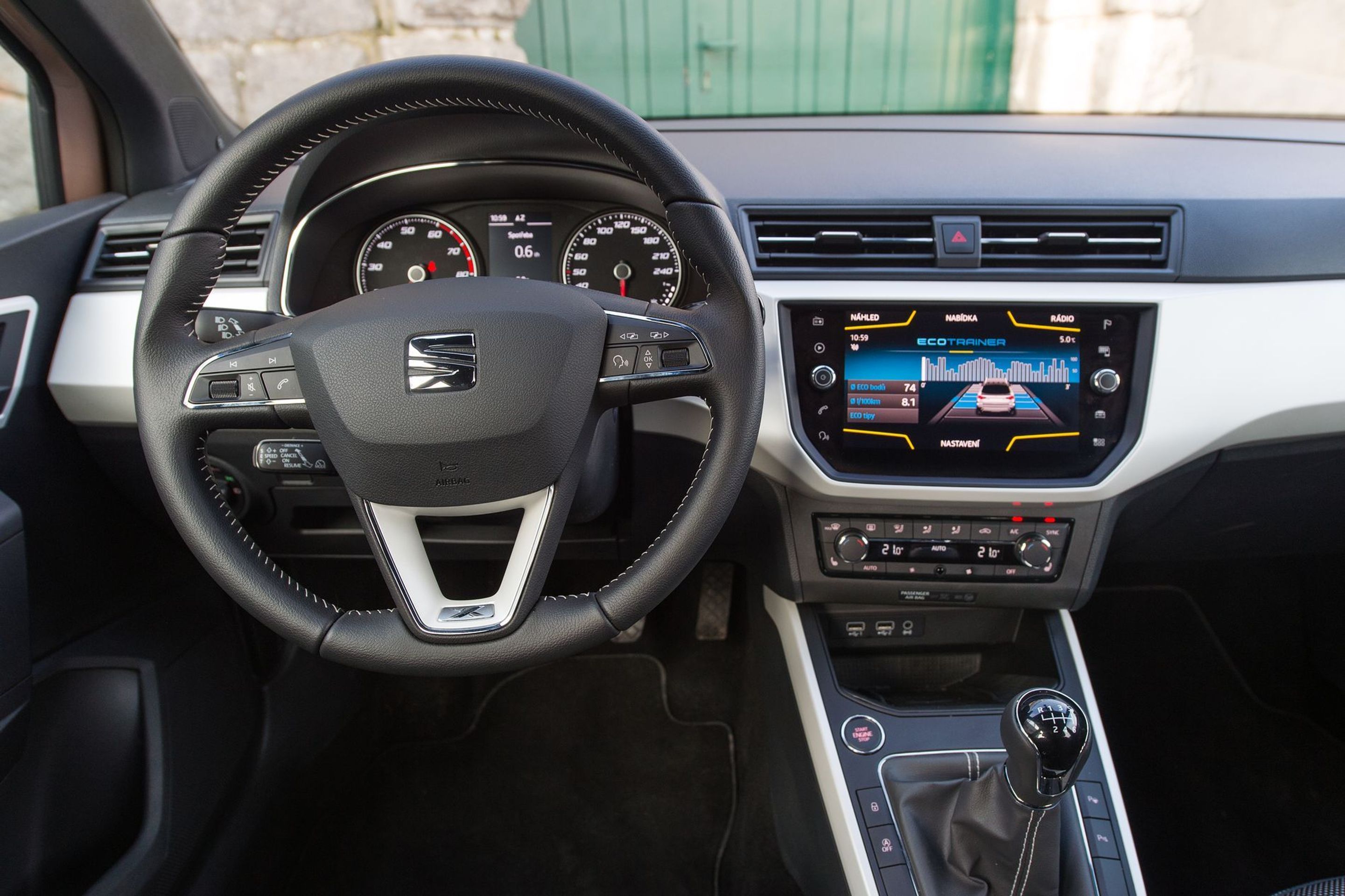 Seat Arona - 12 | Galerie: GALERIE: Seat Arona | TN.cz