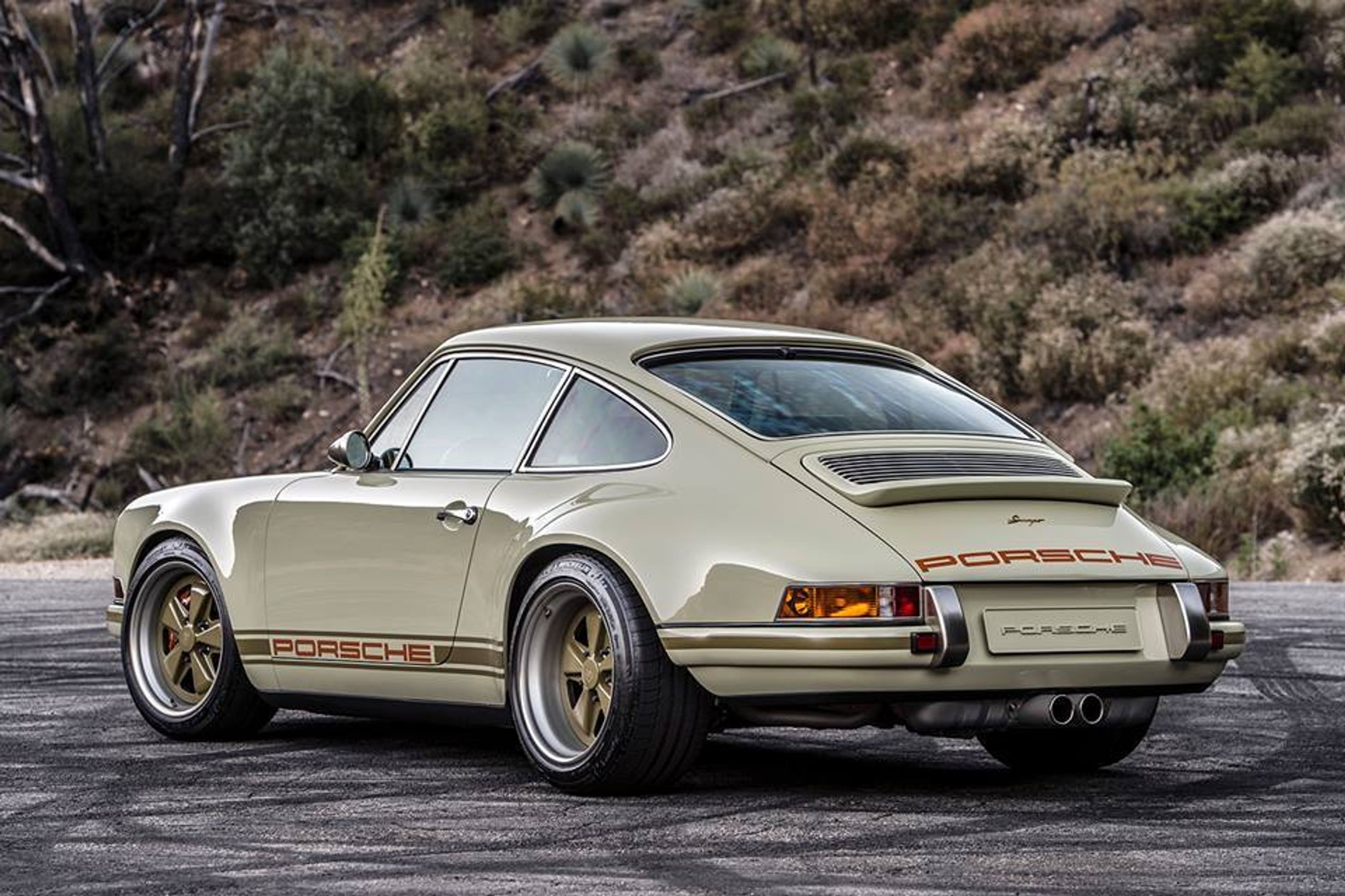 singer - 95 | Galerie: GALERIE: Singer 911 | TN.cz