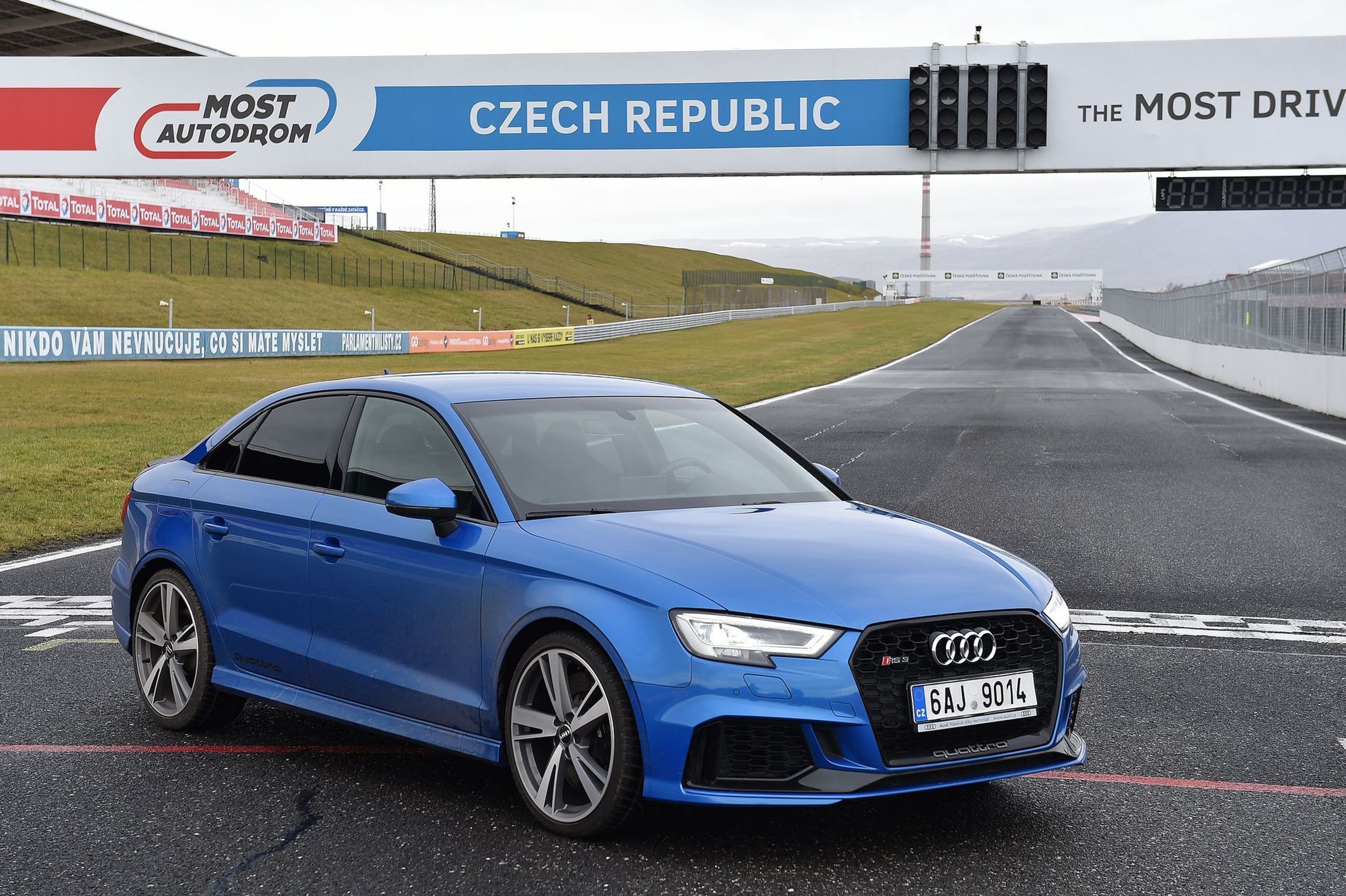 Audi RS3 - 20 | Galerie: GALERIE: Audi RS3 | TN.cz