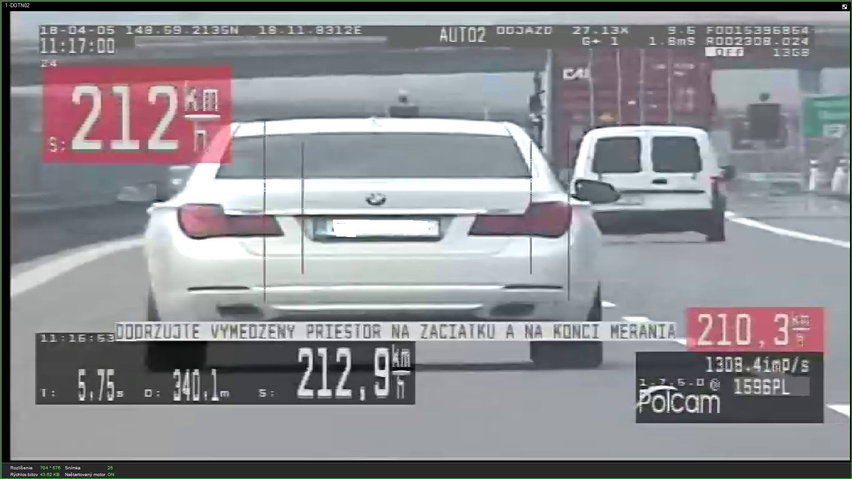 BMW se řítilo rychlostí 212 km/h - 3 | Galerie: GALERIE: BMW se řítilo ...