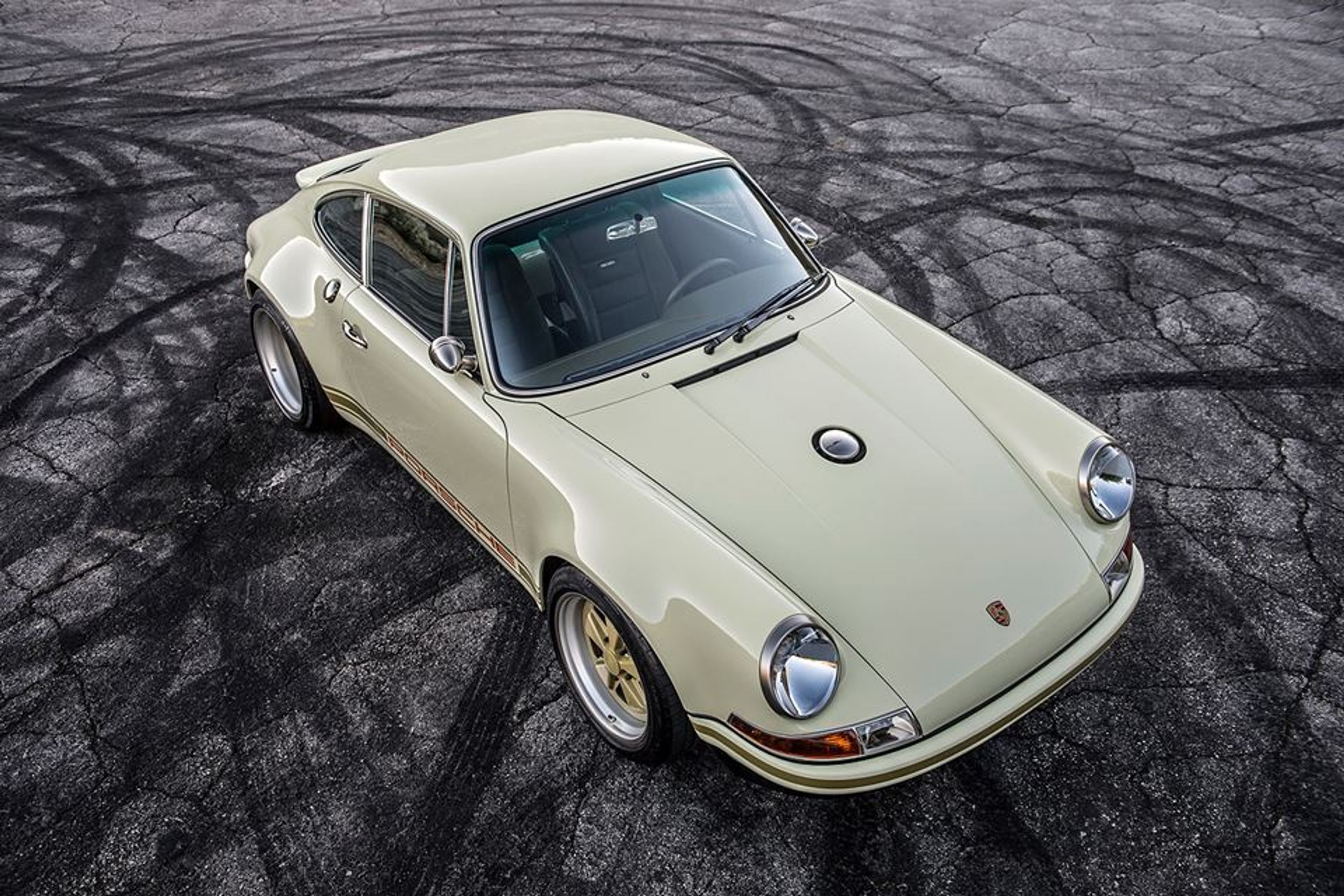 singer - 75 | Galerie: GALERIE: Singer 911 | TN.cz