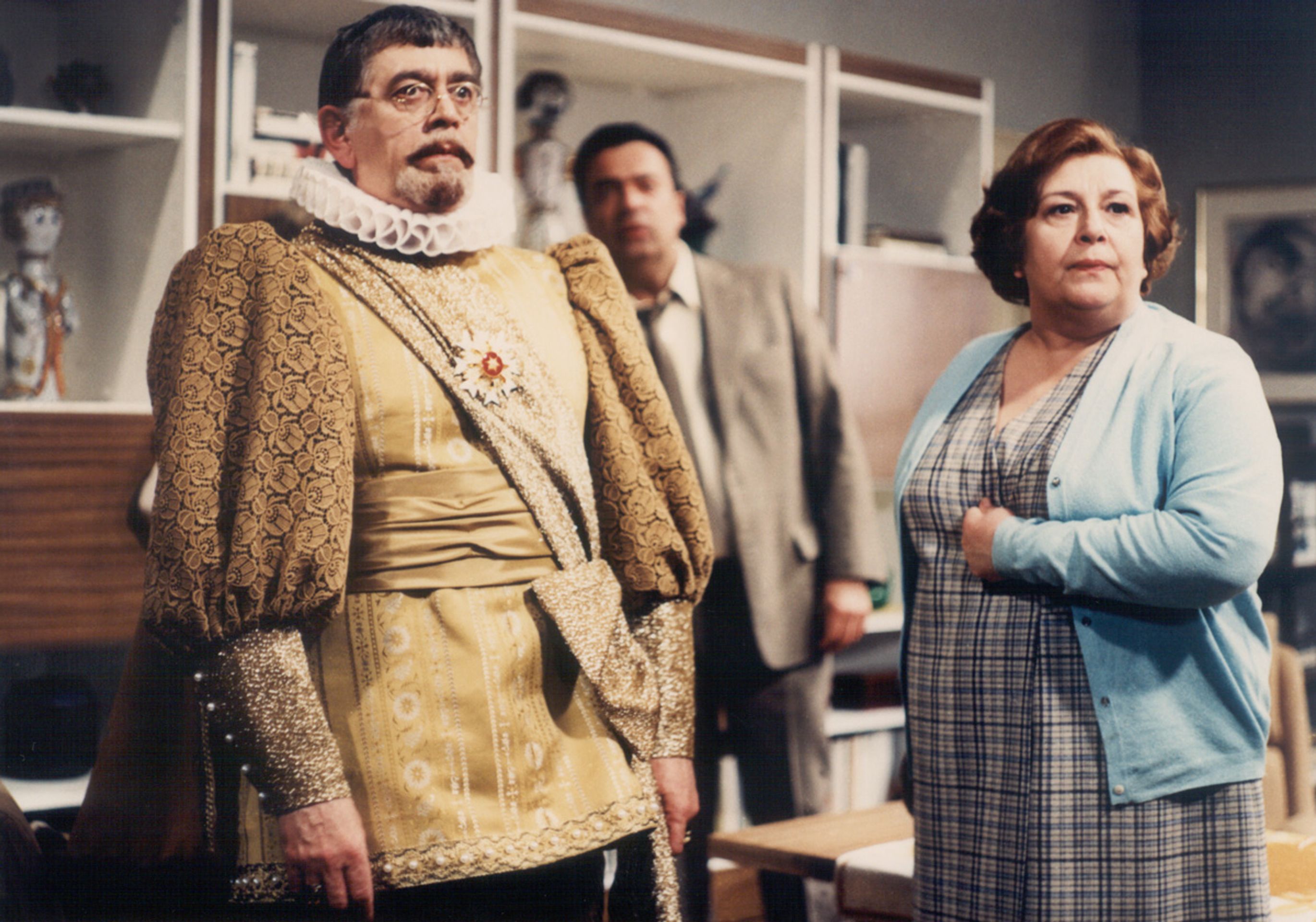 Vladimír Menšík v seriálu Arabela jako Karel Majer | Galerie: Seriál ...