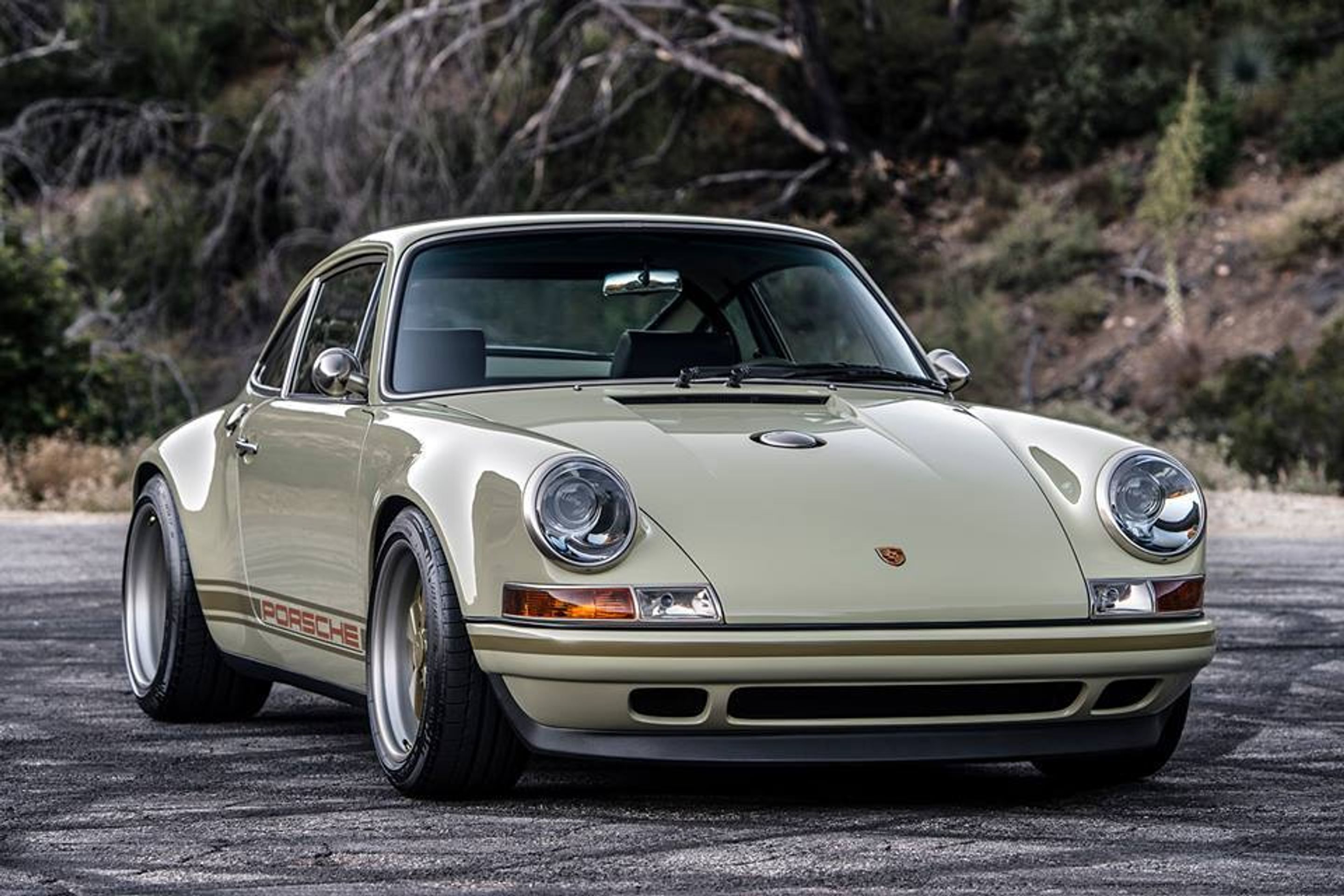 singer - 75 | Galerie: GALERIE: Singer 911 | TN.cz