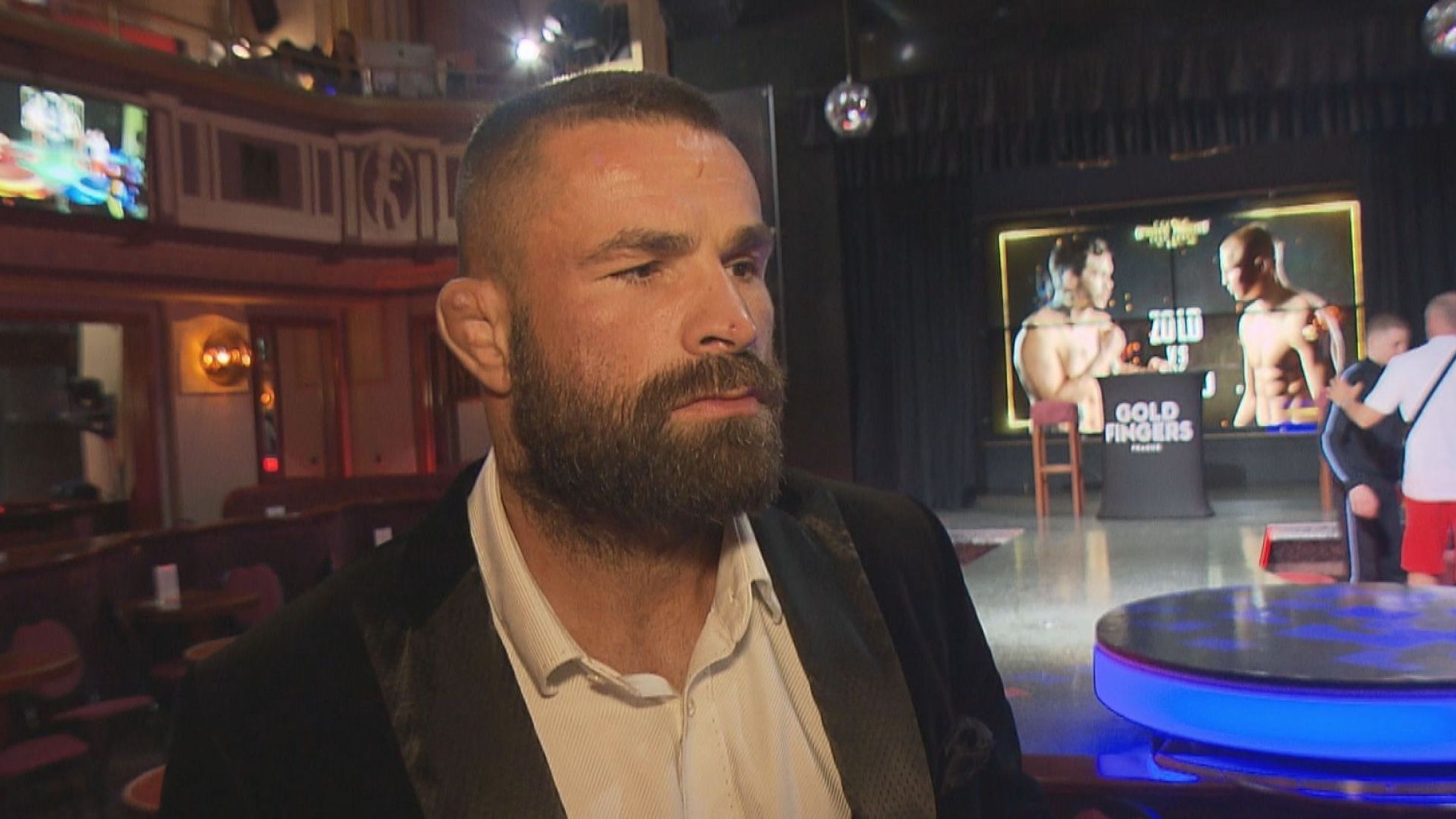 Karlos Vémola a jeho lvice Elsa | Galerie: Karlos Vémola | TN.cz