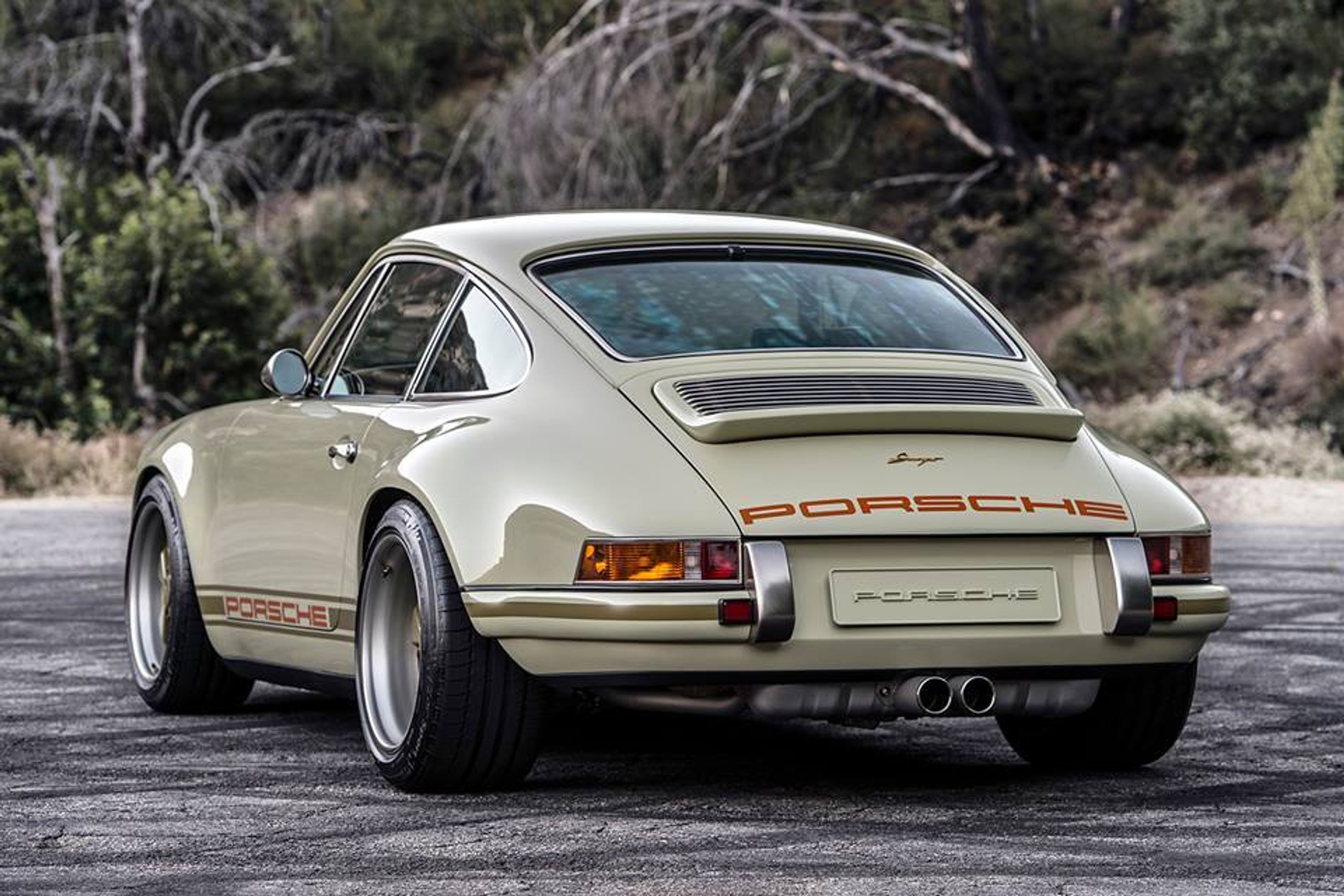 singer - 80 | Galerie: GALERIE: Singer 911 | TN.cz