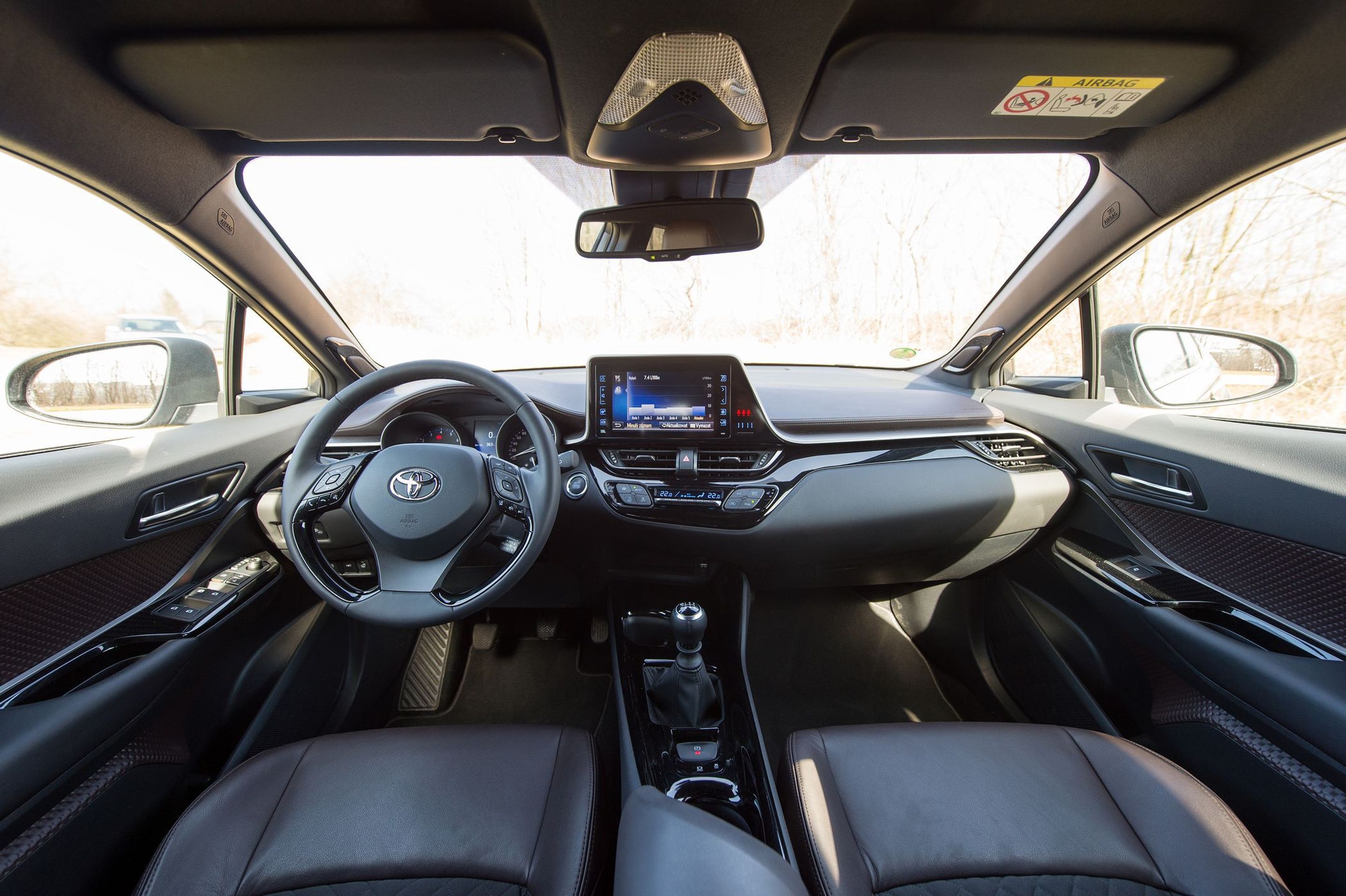 Toyota C-HR - 10 | Galerie: GALERIE: Toyota C-HR | TN.cz