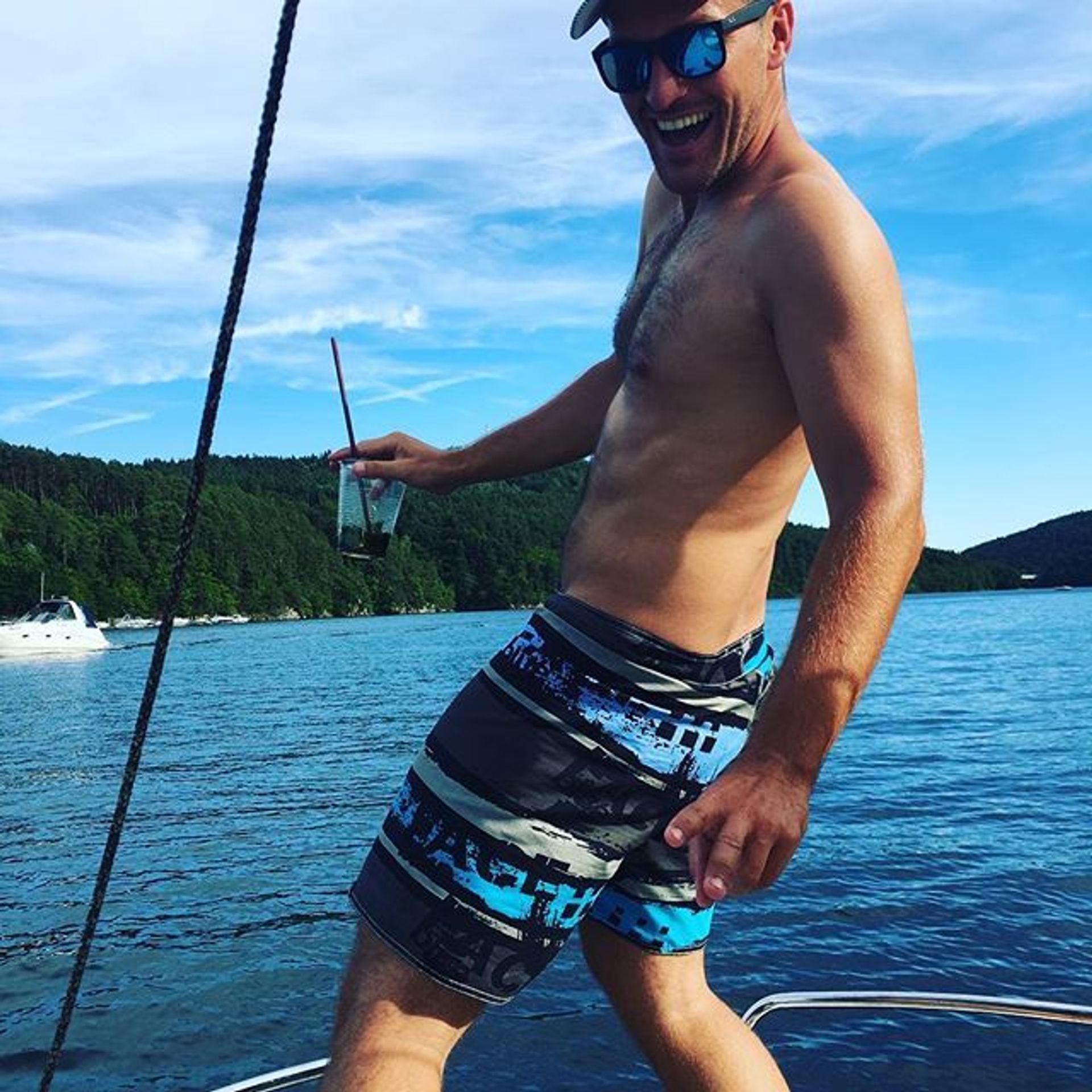 Celebrity v plavkách - 4 | Galerie: GALERIE: Hvězdy v plavkách | TN.cz