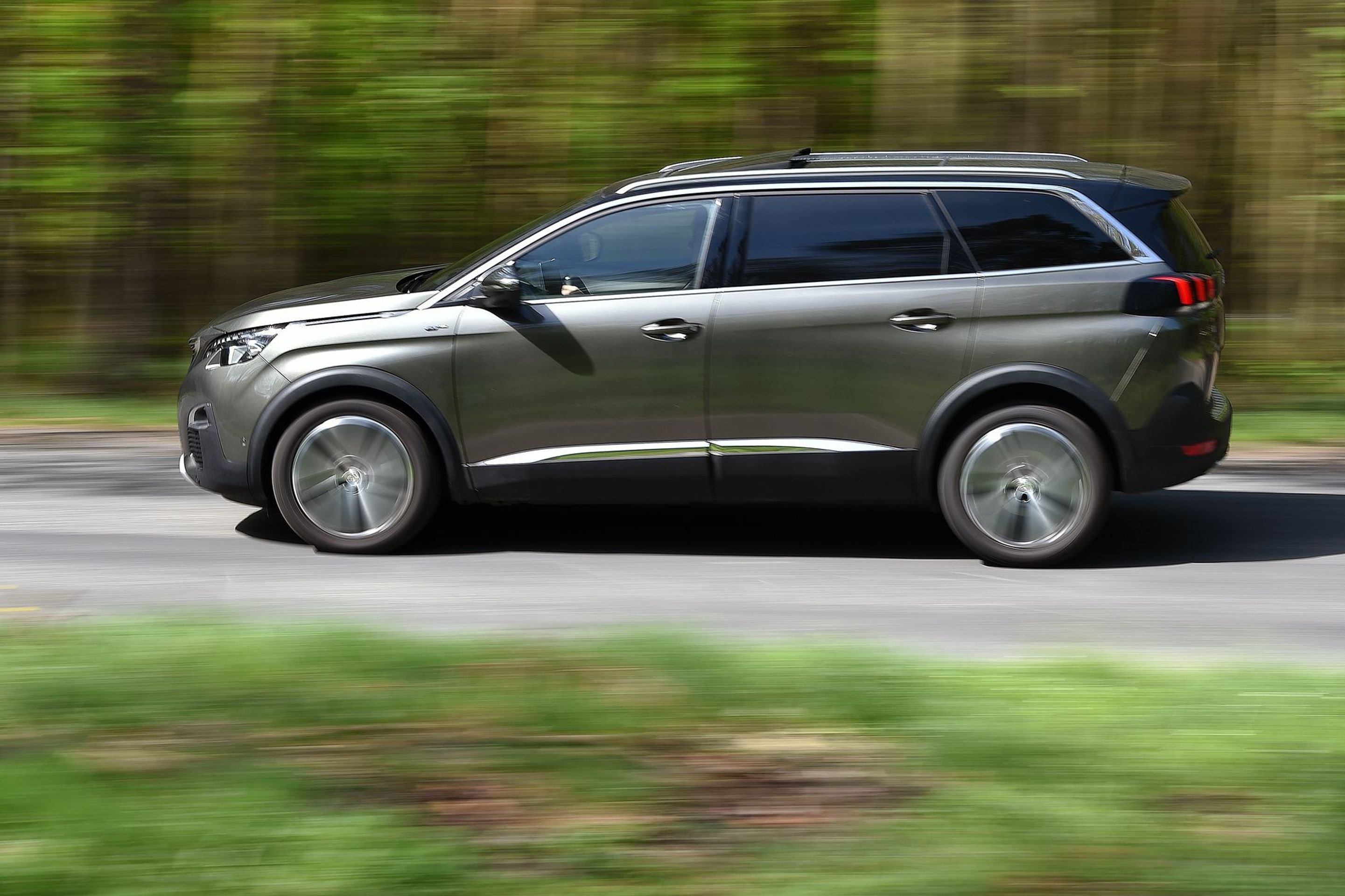 Peugeot 5008 - 6 | Galerie: GALERIE: Peugeot 5008 | TN.cz