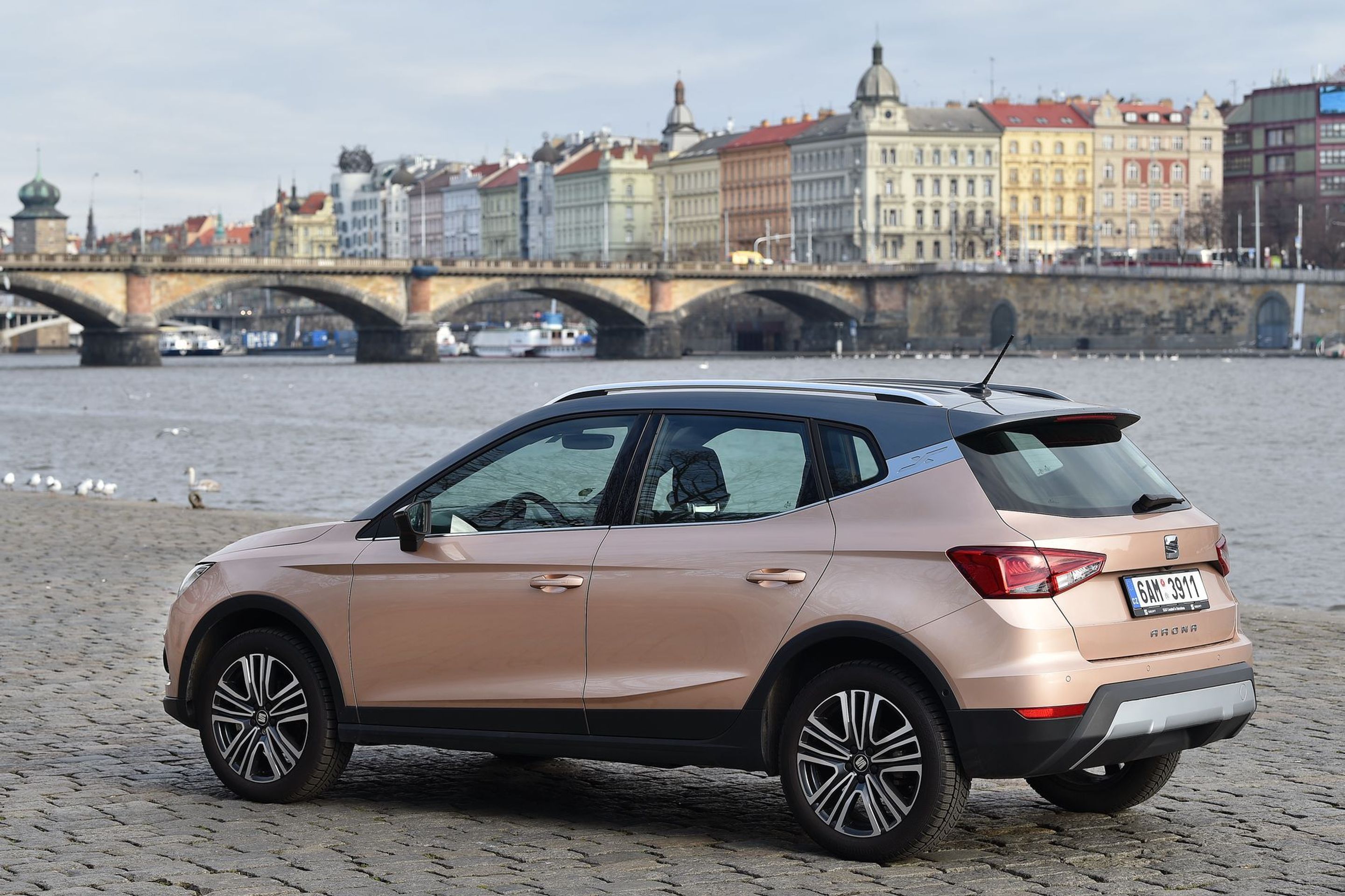 Seat Arona - 12 | Galerie: GALERIE: Seat Arona | TN.cz