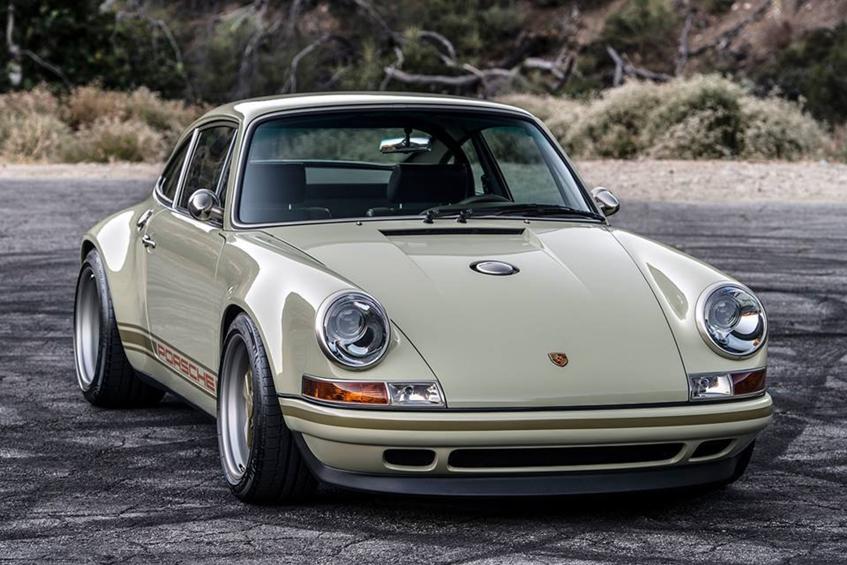 singer - 80 | Galerie: GALERIE: Singer 911 | TN.cz