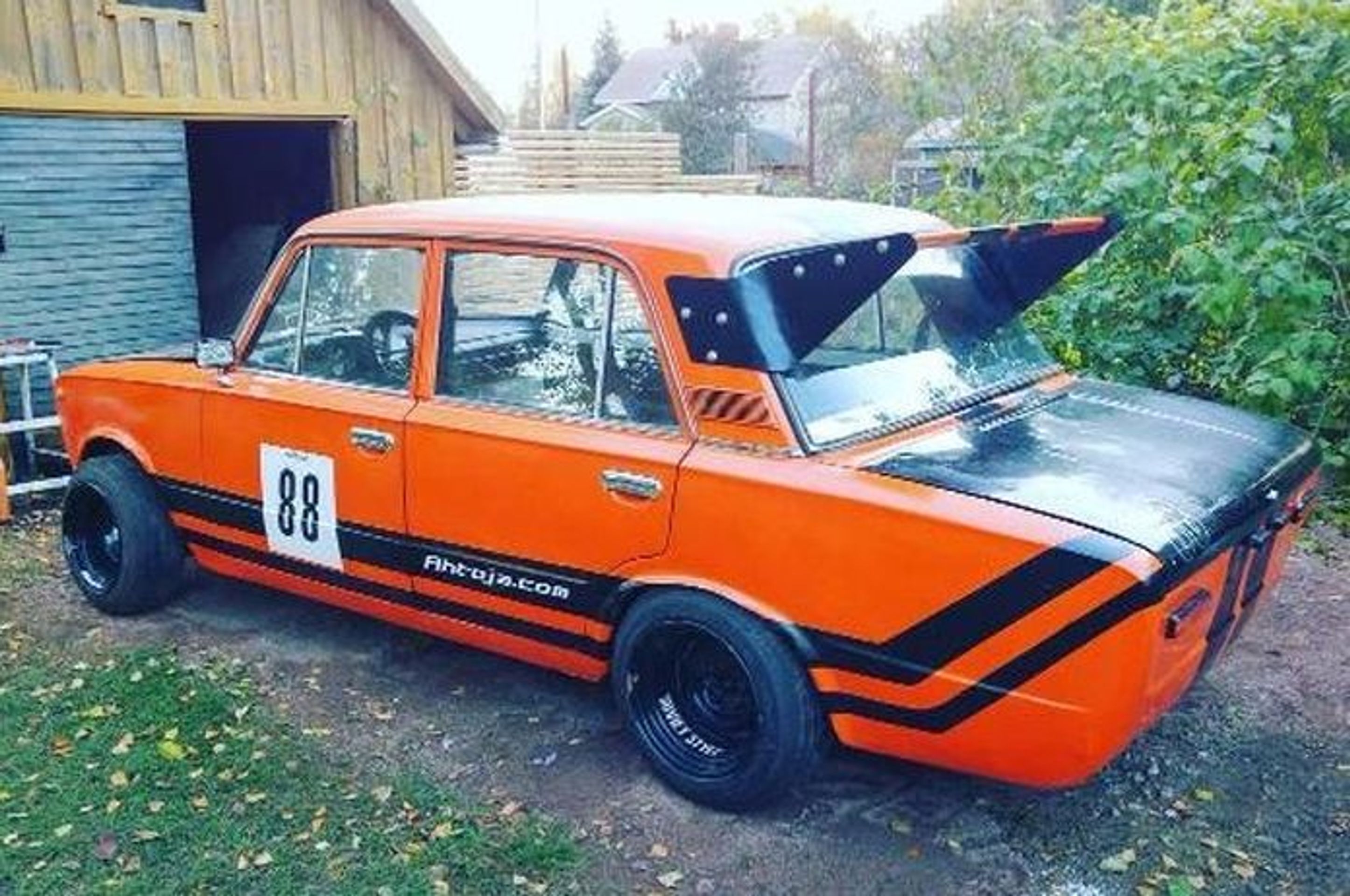 tuning žiguli - 43 | Galerie: GALERIE: 25 zběsile upravených žigulíků ...