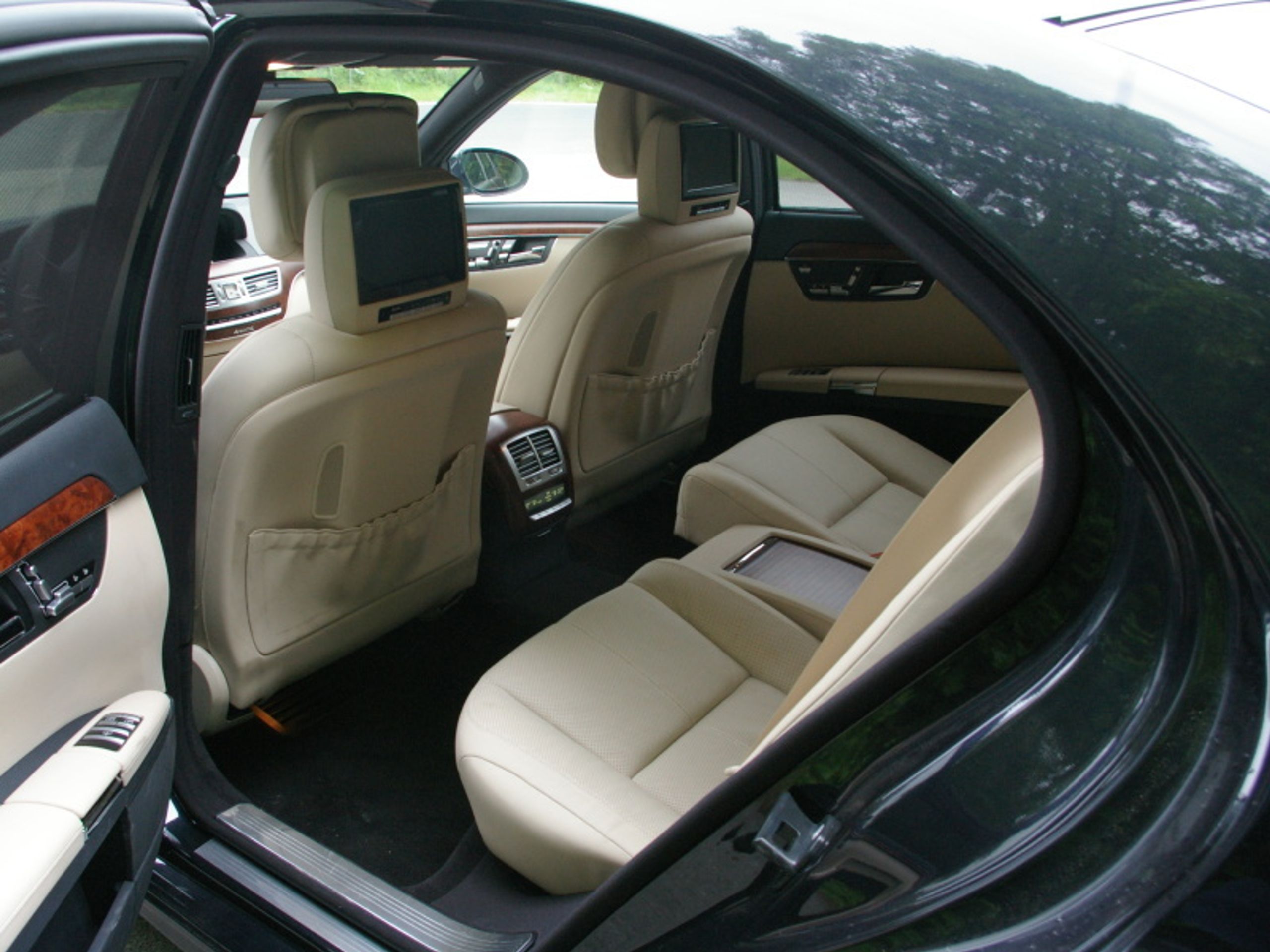 Jan Čech | Galerie: GALERIE Mercedes-Benz S500 | TN.cz